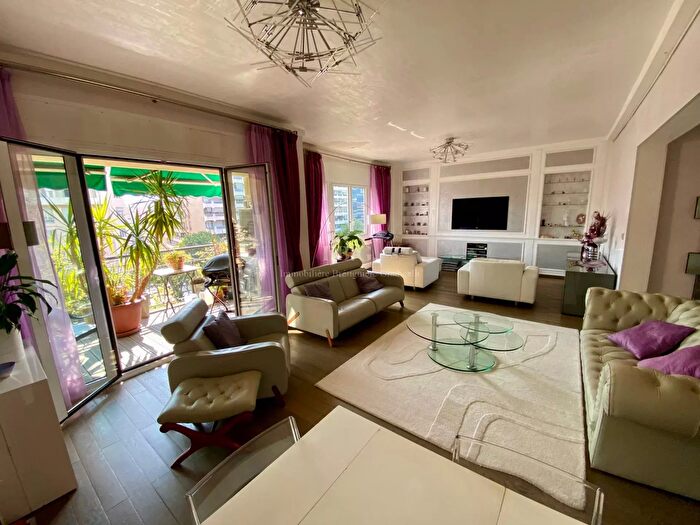 Appartement 4 pièces à vendre à Marseille 8ème, Perier