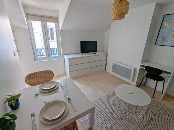 Appartement 1 pièce à Bourgogne-Châtelet, Orléans, à louer