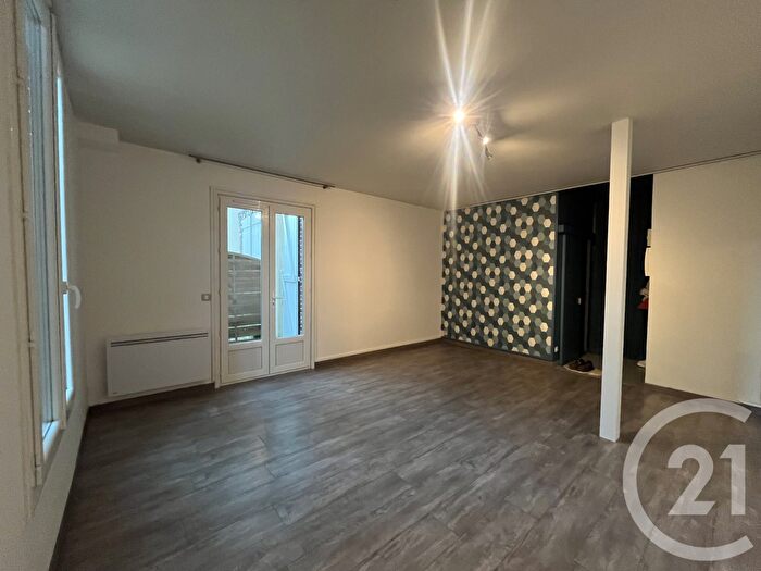 Bonneval : Appartement 2 pièces à louer