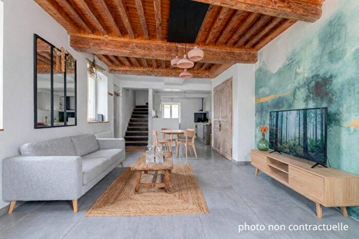 Maison à vendre - Neuville-sur-Saône - 4 pièces - 3 chambres