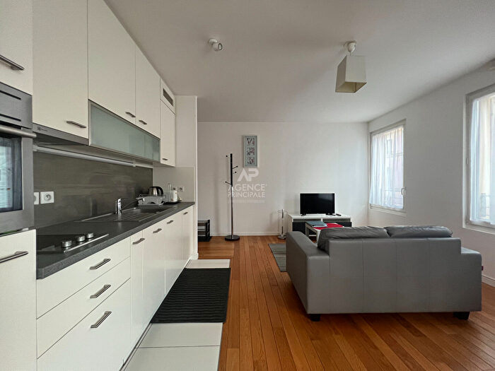 Appartement à louer - Versailles, Notre Dame - 2 pièces - 1 chambre