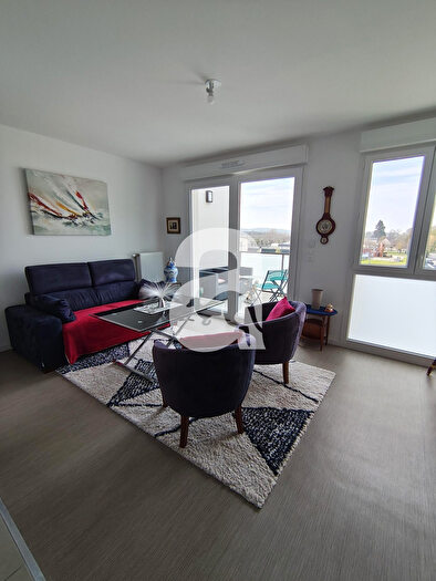 Appartement à vendre - Villeneuve-Saint-Germain - 3 pièces - 2 chambres