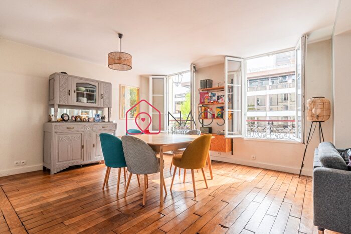 Appartement à vendre - Saint-Cloud, Centre-ville - 4 pièces - 3 chambres