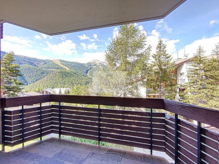 Appartement à vendre - Saint-Étienne-de-Tinée - 2 pièces - 1 chambre