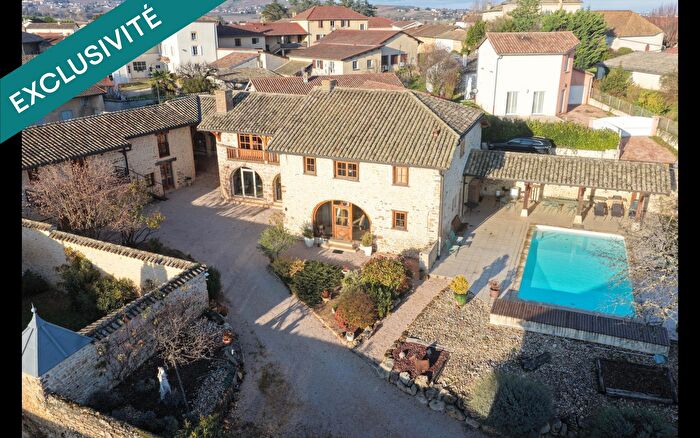 Maison à vendre - Lancié - 8 pièces - 4 chambres