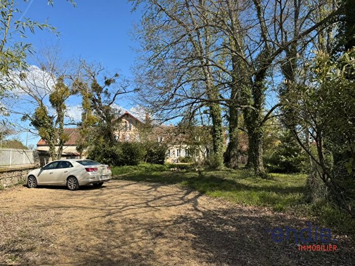 Maison à vendre - Cressanges - 9 pièces - 5 chambres