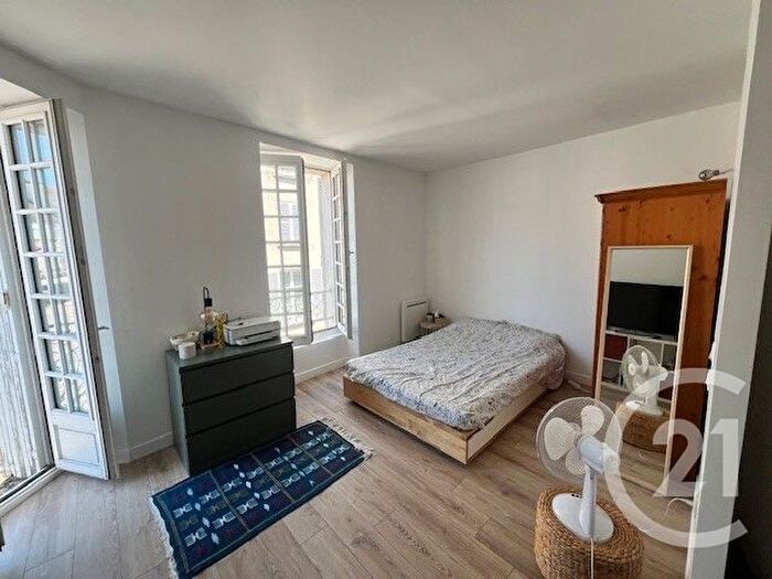 Appartement 1 pièce à louer à Brie-Comte-Robert, Centre-ville