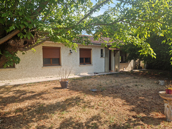 Maison 6 pièces à Margaux, à louer