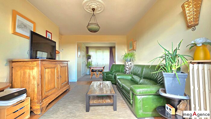 Appartement à vendre - Saint-Denis, Franc-Moisin, Bel-Air - 4 pièces - 2 chambres