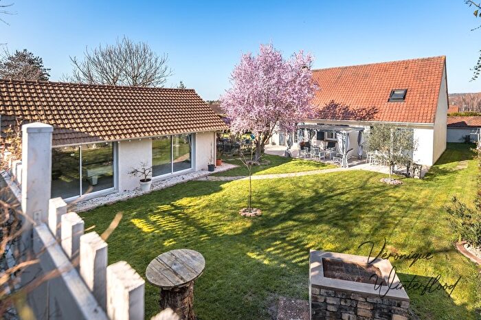 Maison à vendre - Mantes-la-Ville, Maupomet - 5 pièces - 4 chambres