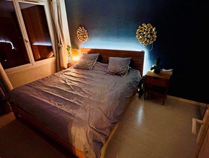 Appartement à louer - Villemomble, Plateau dAvron, Mairie - 3 pièces - 2 chambres