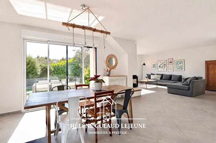 Maison à vendre - Saint-Gildas-de-Rhuys - 6 pièces - 4 chambres