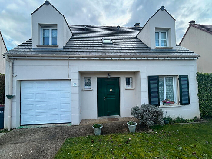 Maison à vendre - Villejust - 6 pièces - 4 chambres