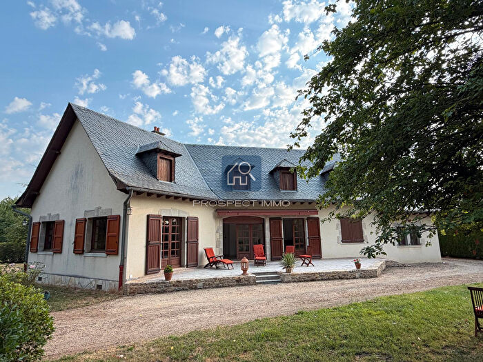 Maison 9 pièces à vendre - Laissac