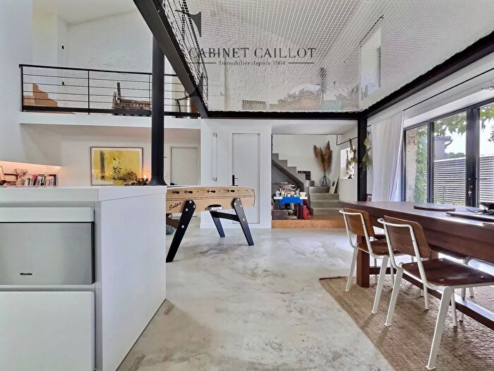 Maison à vendre - Saint-Sauvant - 7 pièces - 5 chambres