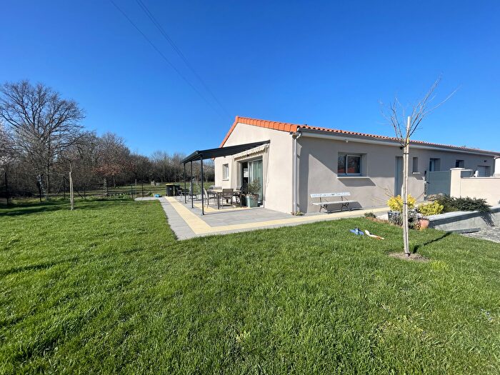 Maison à vendre - Marsat - 5 pièces - 4 chambres