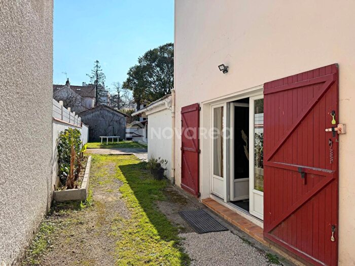 Maison à vendre - Pau, Dufau, Tourasse - 5 pièces - 4 chambres
