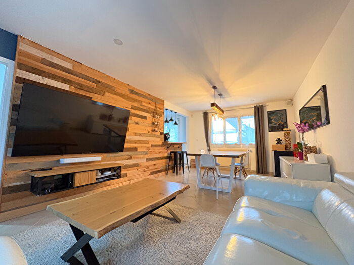 Maison à vendre - Saint-Jean-de-Braye, Est - 4 pièces - 3 chambres