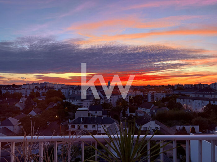 Appartement 4 pièces à Saint-Jean-le-Blanc, à vendre