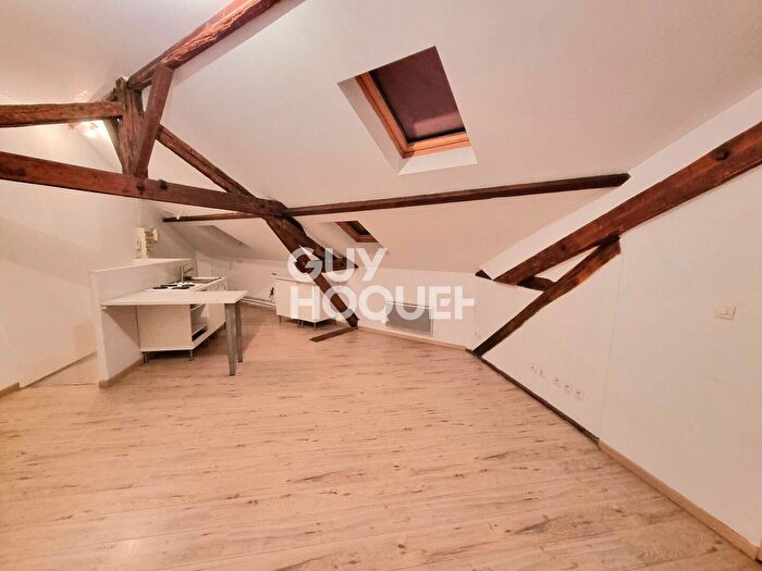 Centre Ville, Dreux - Appartement 3 pièces à louer
