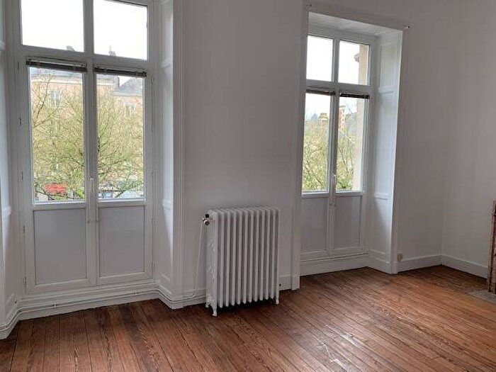 Appartement à louer - Centre Ville Rive Droite, Laval - 3 pièces - 2 chambres