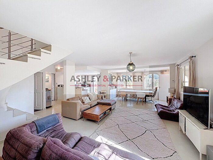 Maison à vendre - Nice, Cimiez - 5 pièces - 4 chambres