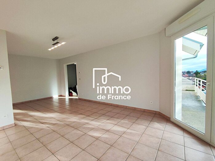 Appartement à louer - Valleiry - 4 pièces - 3 chambres