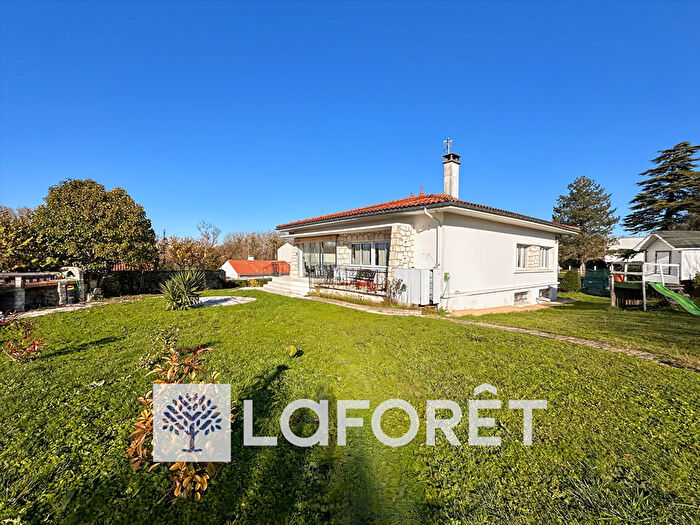 Maison à vendre - Pons - 4 pièces - 3 chambres