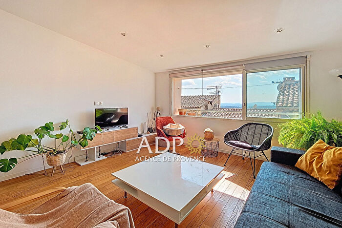 Maison à vendre - Saint-Cézaire-sur-Siagne - 5 pièces - 4 chambres