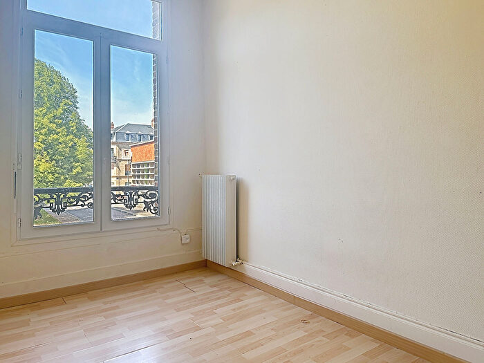 Appartement 3 pièces à Elbeuf, Blin et Blin, à louer