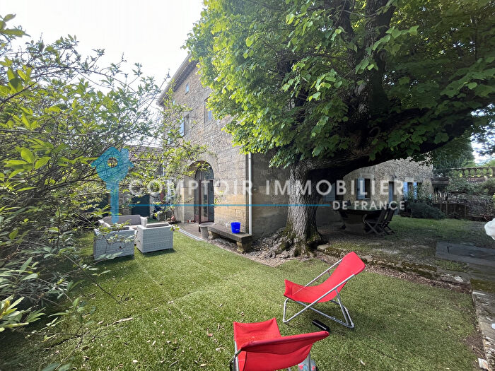 Maisons à vendre et appartements à louer - 1