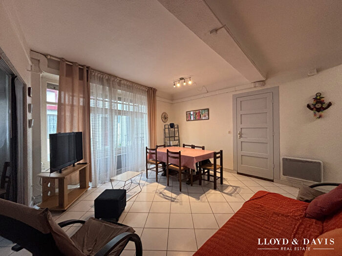 Appartement à vendre - Saint-Jean-de-Luz, Centre-ville - 3 pièces - 2 chambres