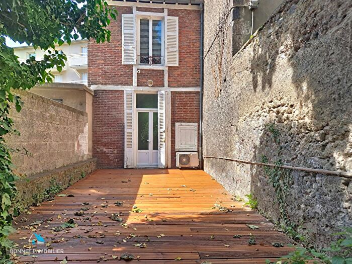 Maison 1 pièce à louer à Clermont-Ferrand, Delille, Cathédrale, La Gare