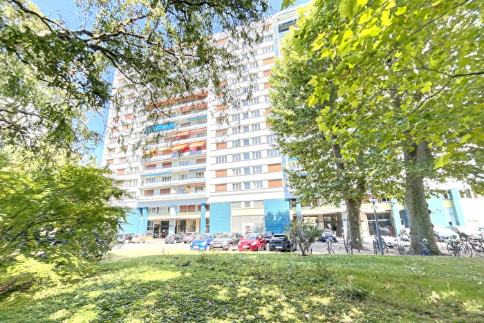 Appartement 4 pièces à Strasbourg, L'Esplanade, Citadelle, à vendre