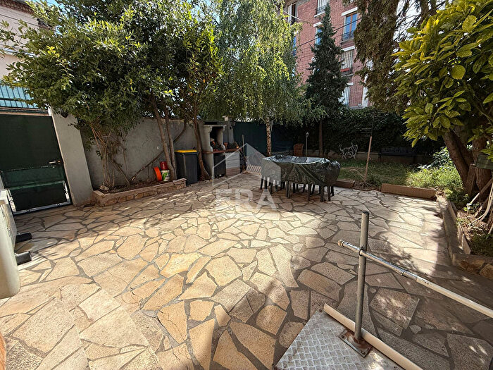 Maison à vendre - Saint-Ouen, Centre-ville - 5 pièces - 3 chambres