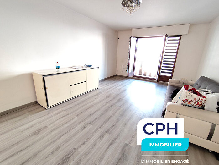 Appartement à vendre - Cergy, Axe Majeur, Horloge - 3 pièces - 2 chambres