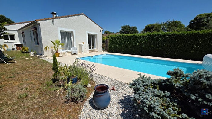 Maison 6 pièces à vendre à Breuillet