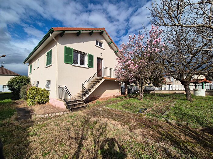 Maison à vendre - Sury-le-Comtal - 6 pièces - 4 chambres