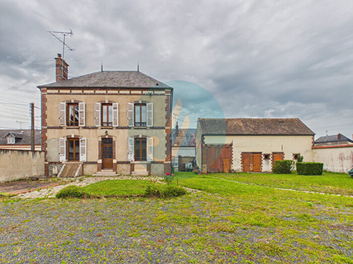 Maison 6 pièces à Courtenay, à vendre