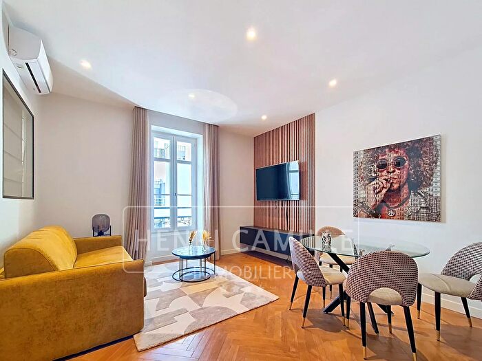 Appartement à vendre - Cannes, Centre-ville - 2 pièces - 1 chambre