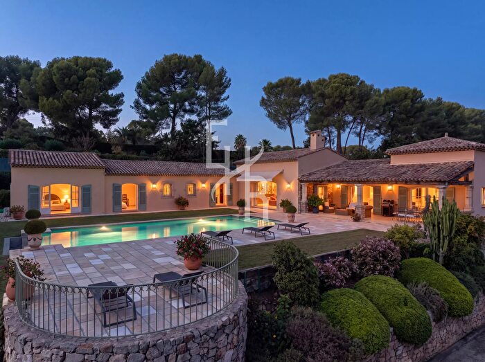 Mougins, Saint-Martin, Jylloue - Maison 10 pièces à vendre