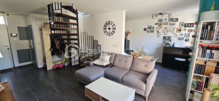 Maison 4 pièces à Lisses, à vendre