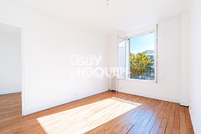 Asnières-sur-Seine, Coubertin : Appartement 2 pièces à vendre