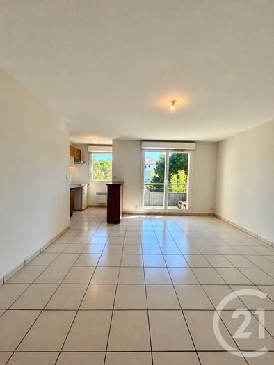 Onet-le-Château : Appartement 2 pièces à vendre
