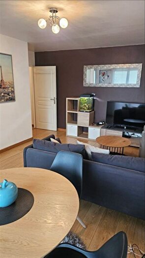 Appartement à louer - Gare, Villeneuve-le-Roi - 2 pièces - 1 chambre