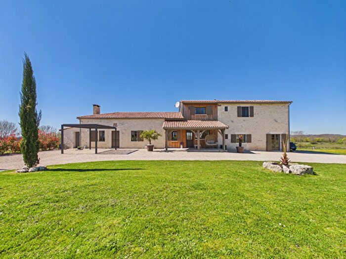 Maison à vendre - Issigeac - 6 pièces - 4 chambres