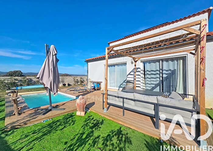 Maison à vendre - Fourques - 4 pièces - 3 chambres