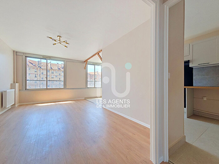 Asnières-sur-Seine, Coubertin : Appartement 3 pièces à vendre