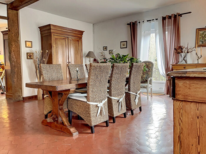 Maison à vendre - Thivars - 7 pièces - 5 chambres