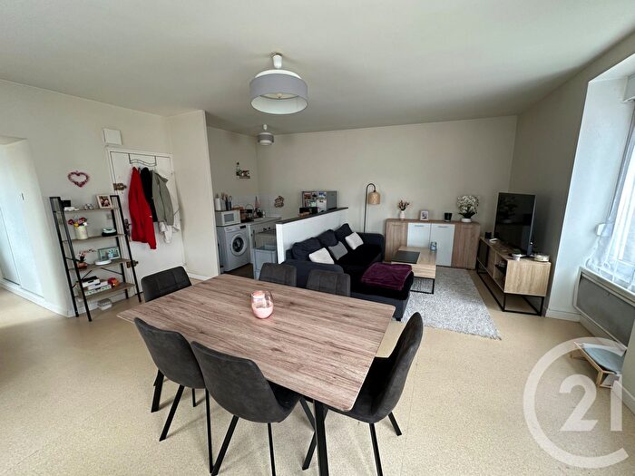 Appartement à louer - La Bazoge - 3 pièces - 2 chambres